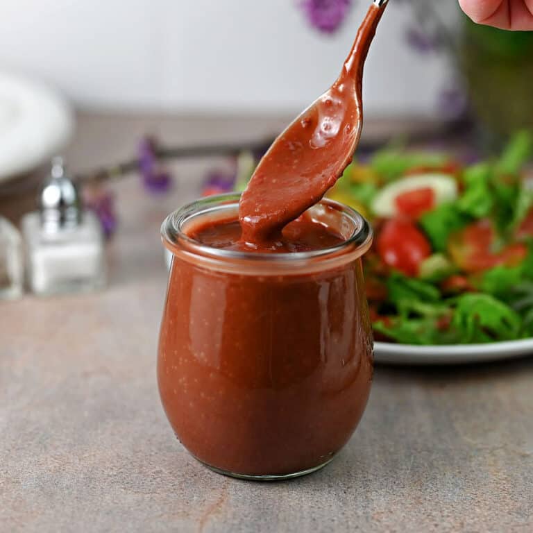 Strawberry Balsamic Vinaigrette Dressing - Ovenspiration