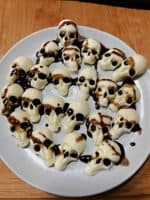 Halloween Caprese Appetizer Skewers - Ovenspiration