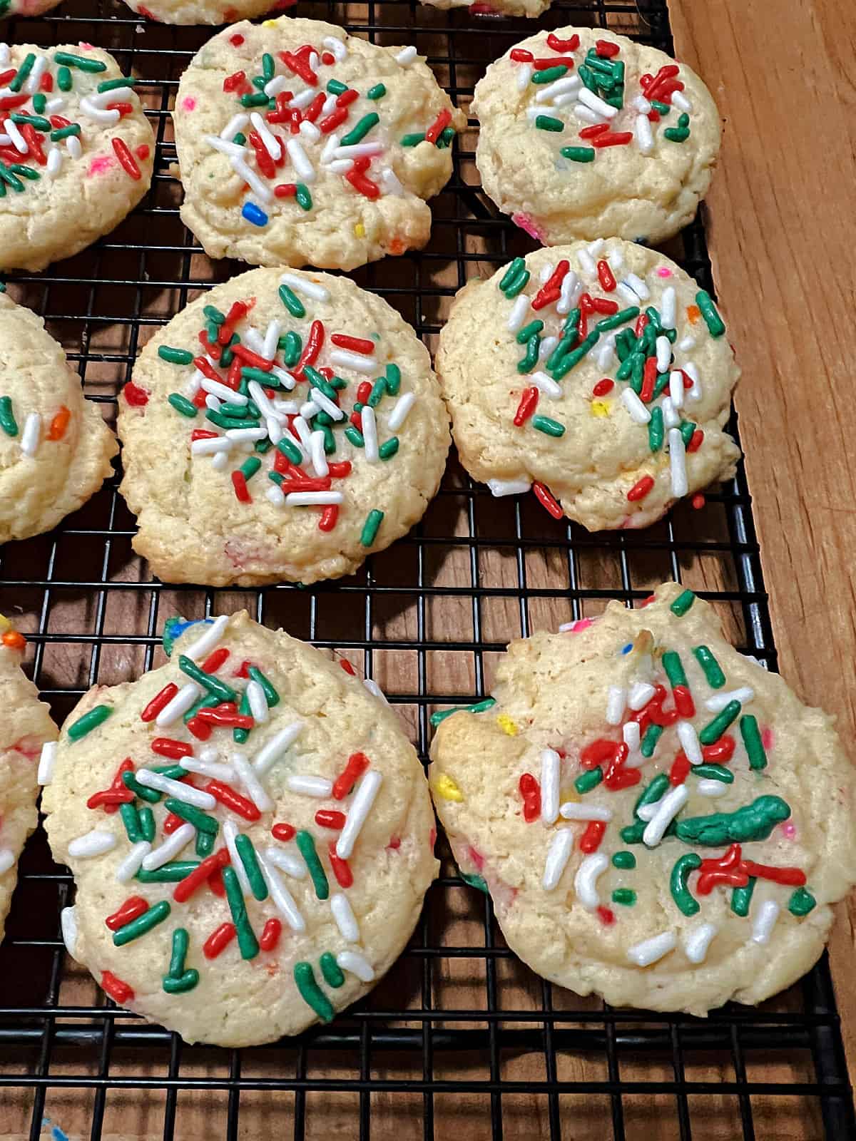 Funfetti Cake Mix Cookies - Ovenspiration